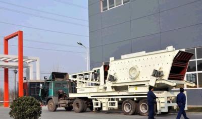 China Portable Hard Rock Crushing Mobile Jaw Crusher Machine, Stone Jaw Crusher With PLC Control System for sale