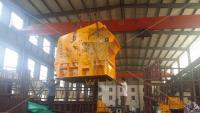 China Stone hammer mill crusher 25 - 40 t/h , rock crusher machine for sale