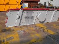 China Mining Industry / Stone Vibrating screening machines to separate crushed stone for sale