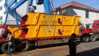 China High Strength vibration screen 100 - 400 t/h , sand circular vibrating screen for sale