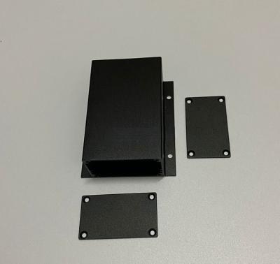 China Corrosion Resistance Powder-coated Black Wall Mount Aluminum Enclosure Box For Power Distribution Systems 51mm Width for sale