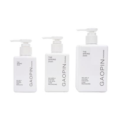 China Square Shampoo Body Wash Bottles 280ml White Shampoo Bottles With Pump for sale