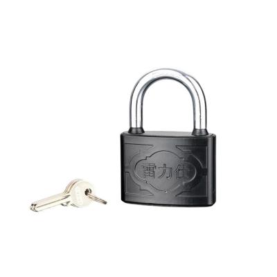 China OVALTVPEIRON PADLOCKWITH PLASTIC COVER for sale