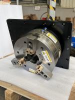 China Customizable High Precision 150r/min Three-Jaw Pneumatic Rotary Chuck for CNC Lathe for sale