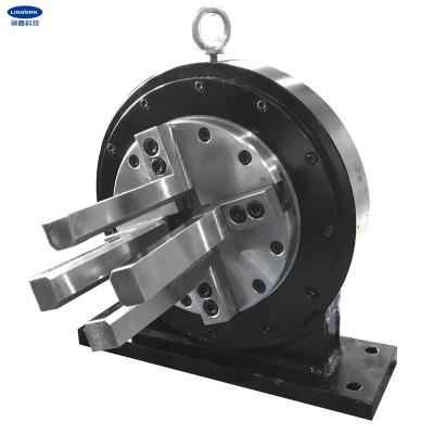China Central Solid 4 Jaw Self Centering Lathe Chuck 500rpm 160mm Clamping Range for sale