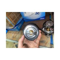 China Truck Engine Product 1001 337 004 Original Engine Thermostat for Heavy-Duty Trucks for sale