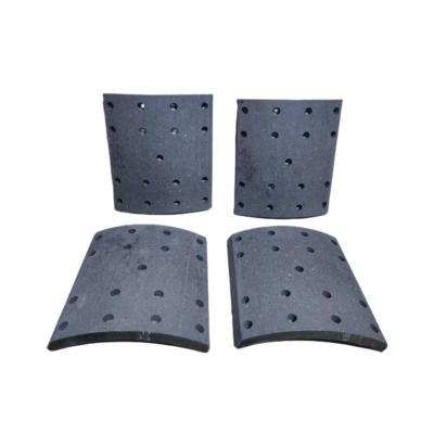 China Volvo Heavy Duty Car Fitment For Renault 19335 Brake Pad 8 Holes Brake Lining 194*175*18 for sale