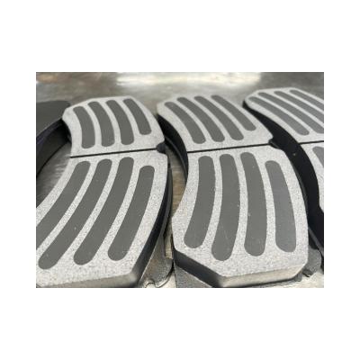 China SINOTRUK CNHTC Car Fitment 250 DA06 Disc Brake Pads for Tianjin Front Wheel The Delong M30 for sale