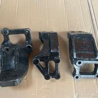 China Iron Front Brackets for DZ95259590076 Shakman Aolong F3000/M3000/X3000 Engine Repair for sale