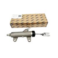 China Excellent Performance WG9719230023 Clutch Master Cylinder for HOWO A7 Truck Parts for sale
