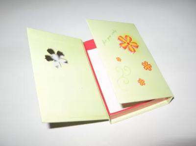 China 4C 1C Luxury Paper Gift Box Folding Magnetic Cardboard Gift Box for sale