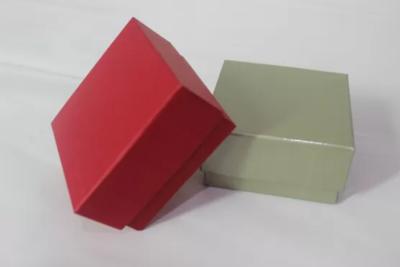 China 190gsm Hard Gift Boxes PMS EVA Luxury Handmade Paper Jewelry Box for sale