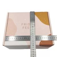 China Folding Paper Gift Boxes 2C Custom Printed Cardboard Box 25x20x10cm for sale