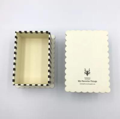 China Customized Lid And Base Gift Box Cosmetic Gift Packaging Box Recycled for sale