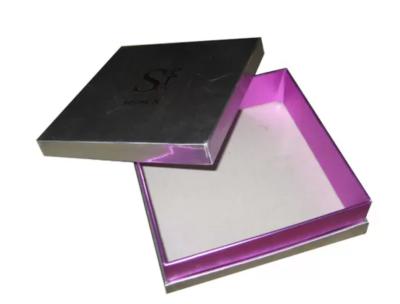 China Customized Lid And Base Paper Box CMYK OEM Packing Box 128GSM With Bowtie for sale