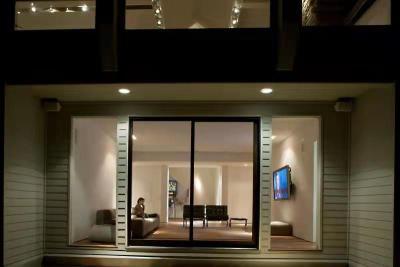 China Sticking PDLC Glass Film Filmbase Smart Film For Hotel Office for sale