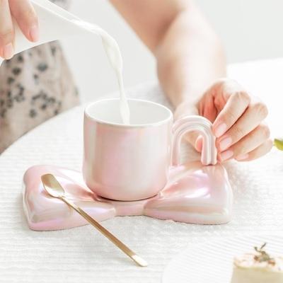 China Iridescent Ceramic Mug with Bow-Shaped Charm – Elevate Your Daily Rituals with Delicate Elegance for sale