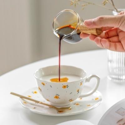 China Delicate Floral Cups for Cozy Tea , Coffee and Everyday Joy for sale
