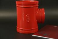 China Sample Freely Grooved Tee Fittings With 362 PSI End Pressure Rating / Epoxy Painting for sale