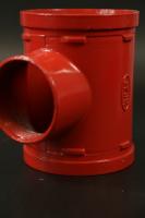 China 2.5 Mpa Tee Grooved Connection Grooved For Easy Installation Piping System for sale