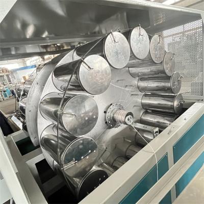 China Flexible Braided Hydraulic Hose Making Machine for Air, Oil, and Water Applications for sale