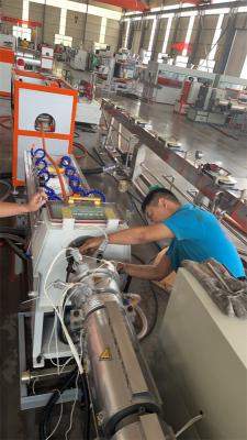 China Unique Threaded Design PE Carbon Spiral Corrugated Pipes Plastic Making Machine Extruder for sale