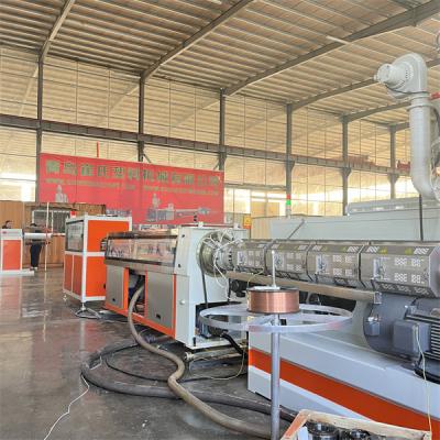 China 50-200kw Plastic Extrusion Machinery Pipe Plastic Flexible Hose making Machine for sale