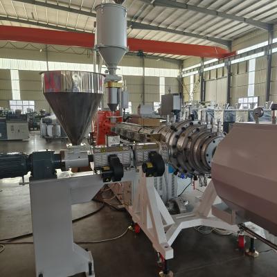 China PE/HDPE Polyethylene Plastic Pipe/Tube Production Machine Single Screw Extrution Equipment for sale