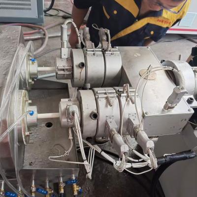 China Customized Twin-Screw Plastic PVC/UPVC Pipe Extruder Suitable for Industrial Polymer Processing Applications for sale