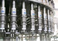 China SUS 304 380V 5000bph Small Scale Soda Bottling Equipment for sale