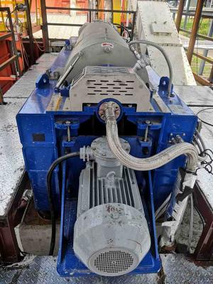 China Oilfield Sludge Treatment Centrifuge - 80% Volume Reduction for sale