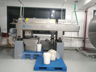 China 2982G Force Decanter Centrifuge Robust Protein Centrifuge 10 - 15m3/H for sale
