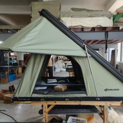 China Aluminum Alloy Shell Triangle Rooftop Tent 210x132cm Hard Shell Rooftop Tent 320G Oxford Cloth for sale