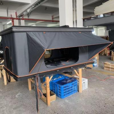 China Rainproof Foldable Roof Tent 4X4 Lightweight Car Roof Folding Tent UV Proof for sale