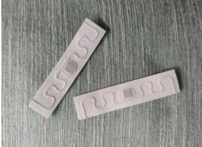 China 7 RFID Laundry Tag 200 Times Washing Cycles For Commercial Laundry for sale