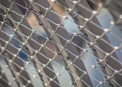 China Flexible Stainless Steel Wire Rope Mesh with 3mm Wire Diameter and 7 x 7 or 7 x 19 Structure for Balustrade and Railing for sale