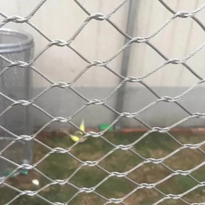 China 1.2mm-3.0mm SS Mesh Wire Cable Netting In 60/90 Degree With Ultrasonic Bath Black Oxide for sale