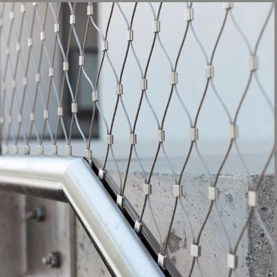 China 2mm Garden Balcony Balustrade Walk-in Wire Rope Cable Mesh Netting for sale