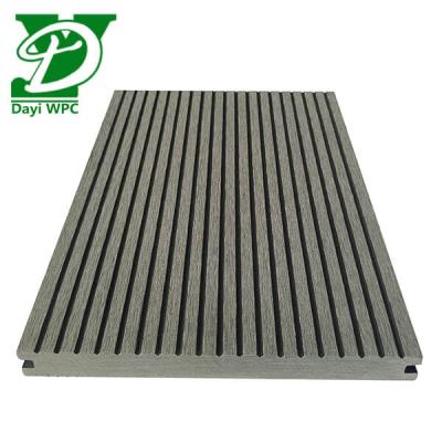 China Modern Solid WPC Decking Wear Resistance WPC Deck Flooring Anti Mildew for sale