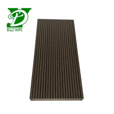 China Modern Style European Solid Wood Plastic Composite Decking 140x23mm for sale