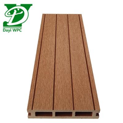 China Distressed WPC Composite Decking For Modern Outdoor Projects Crack Resistance for sale