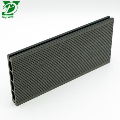 China Hollow Core WPC Composite Decking Deep Embossed 140x23mm Custom Length for sale