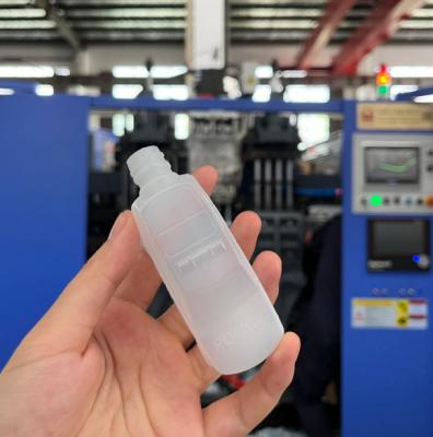 China 4 Cavity Toy Car Blow Moulding Machine 2L HDPE Bottle Extruding Blow Molder for sale