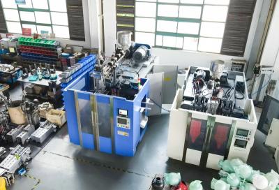 China 10L HDPE Garden Water Pot Blow Molding Machine 12L Capacity EBM Extrusion for sale