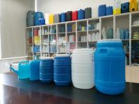 China 50L Plastic Drum Blow Molding Machine HDPE Material 400pc/H for sale