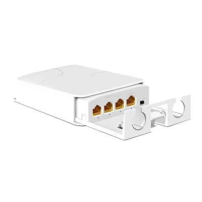 China Waterproof Outdoor POE Repeater 1In 4Out 48V 90W to 4port 30W IEEE802.3AF/AT/BT for extend distance CCTV IP Network for sale