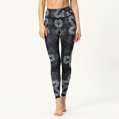 China Custom Digital Printed Yoga Leggings for Women Athletic Pants 95% Polyester 5% Spandex for sale