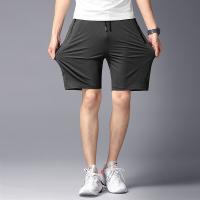 China Multicolored 180g Mens Mesh Workout Shorts Quick Dry Side Pocket Running Shorts for sale