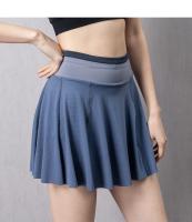 China Moisture Wicking Black Running Skirt Shorts with Phone Pocket 210g Polyester Spandex for sale