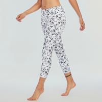China Richee 280g Peach Lift Yoga Pants Moisture Wicking Leggings With Pockets for sale